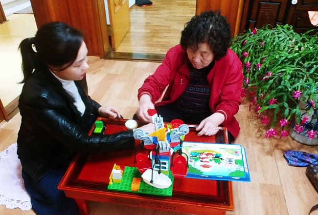 중도일보 - HS전기조명-이글케어협동조합, 따뜻한 후원협약체결